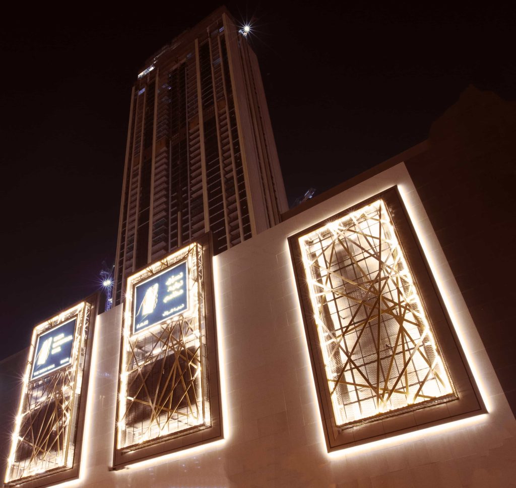 Kemps Case Study: Fortis LED Luminaire - The Dubai Mall, UAE